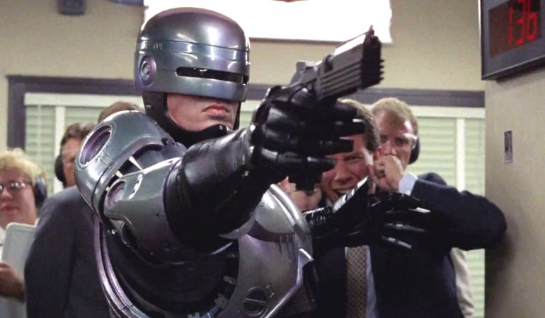 Abe Forsythe firma con MGM para dirigir RoboCop Returns